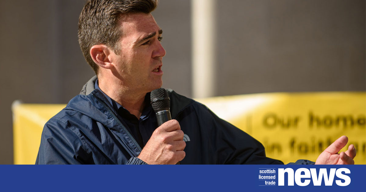 Burnham's VAT cut promise earns him hospitality backing